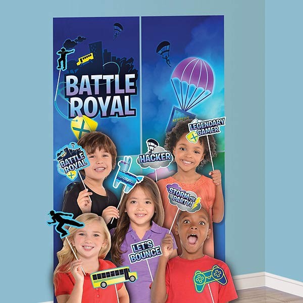 Battle Royal Gaming Scene Setter With Photo Props